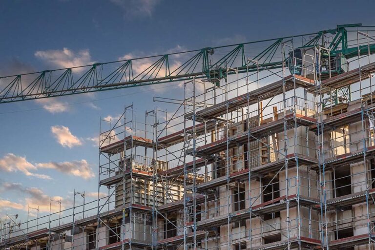 Guide to Pump Jack Scaffolding: Types, Pros and Cons - Direct Scaffold ...