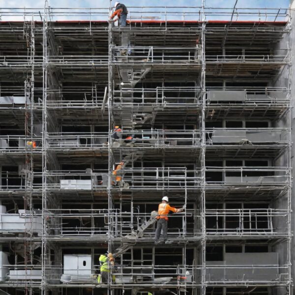 Benefits of Access Scaffolding - DSS | COMMERCIAL & INDUSTRIAL SCAFFOLD