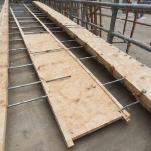 What is Toe Board Scaffolding and its Purpose - DSS | COMMERCIAL ...